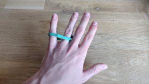 Das springende Gummiband | Zaubertrick zum Nachmachen